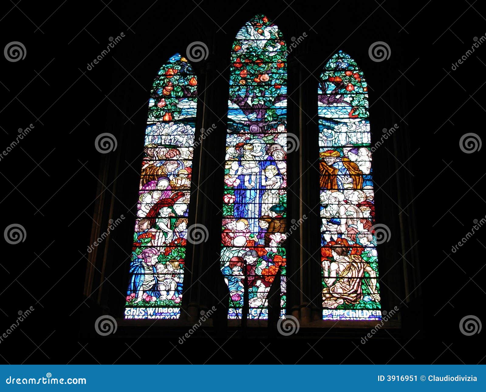Cathedral window stock image. Image of decoration, abbey - 3916951