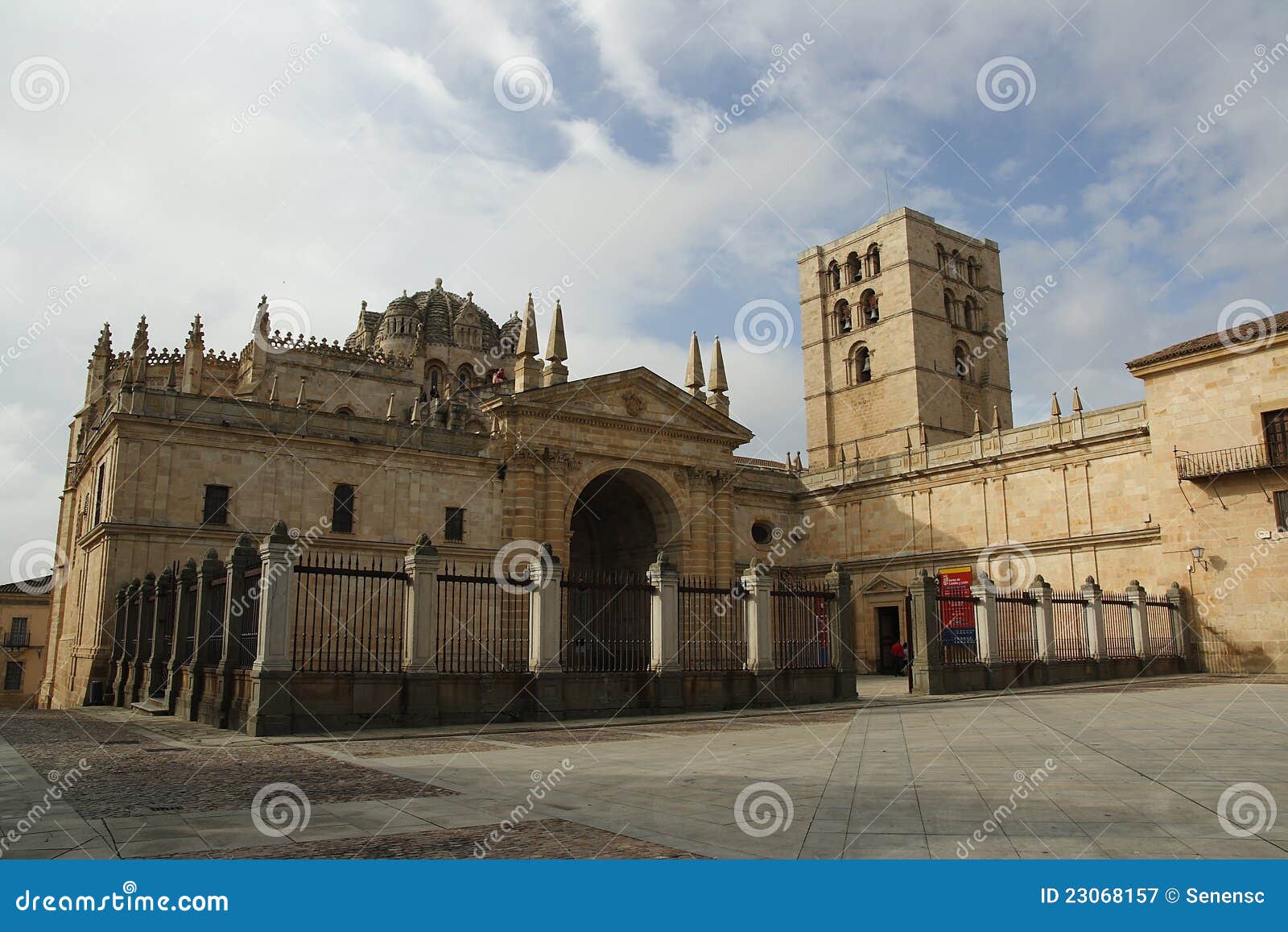 Cathedral of Zamora, Spain stock image. Image of square - 23068157