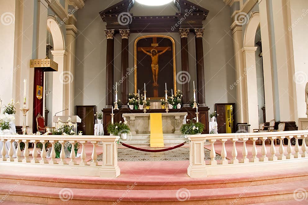 Catholic church altar stock image. Image of indoors, christian - 4856227