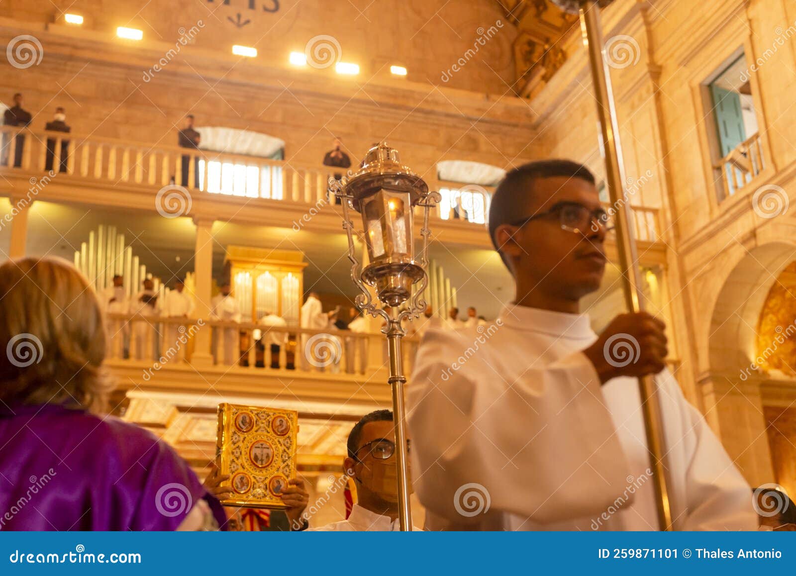 Catholics and Priests Praying Inside the Basilica Cathedral Editorial ...