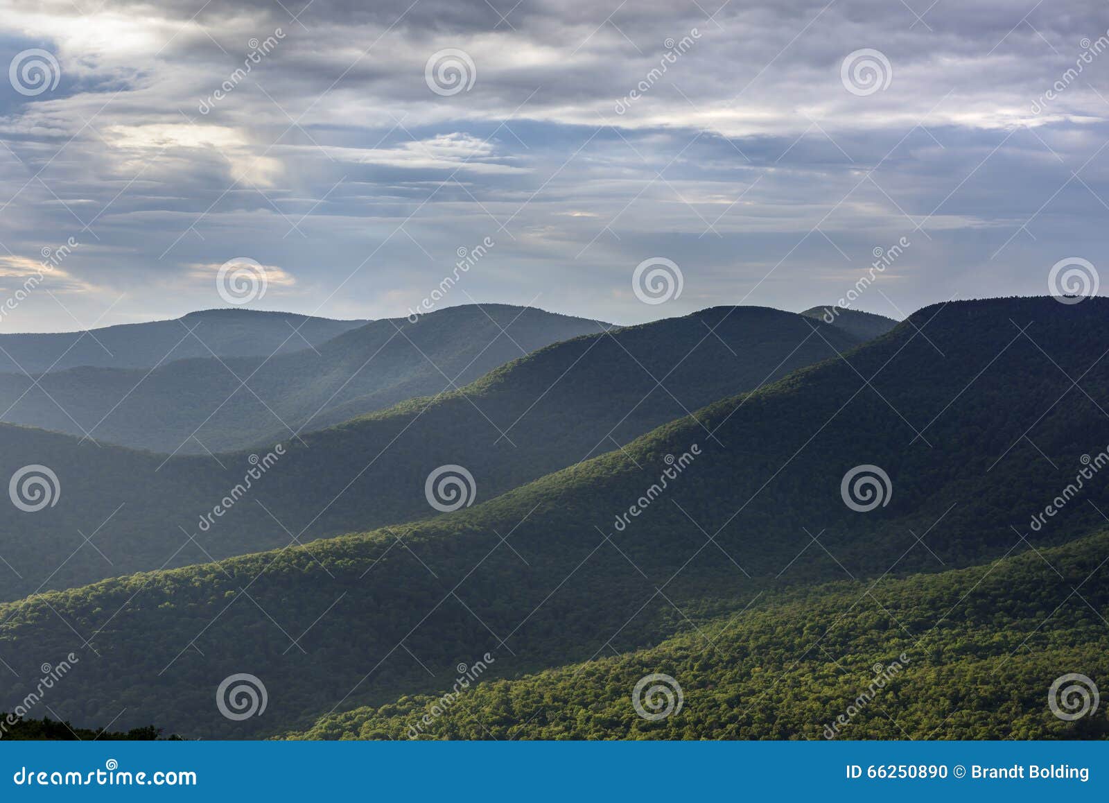 Catskill Mountains in Summer Stock Photo - Image of nature, catskills ...