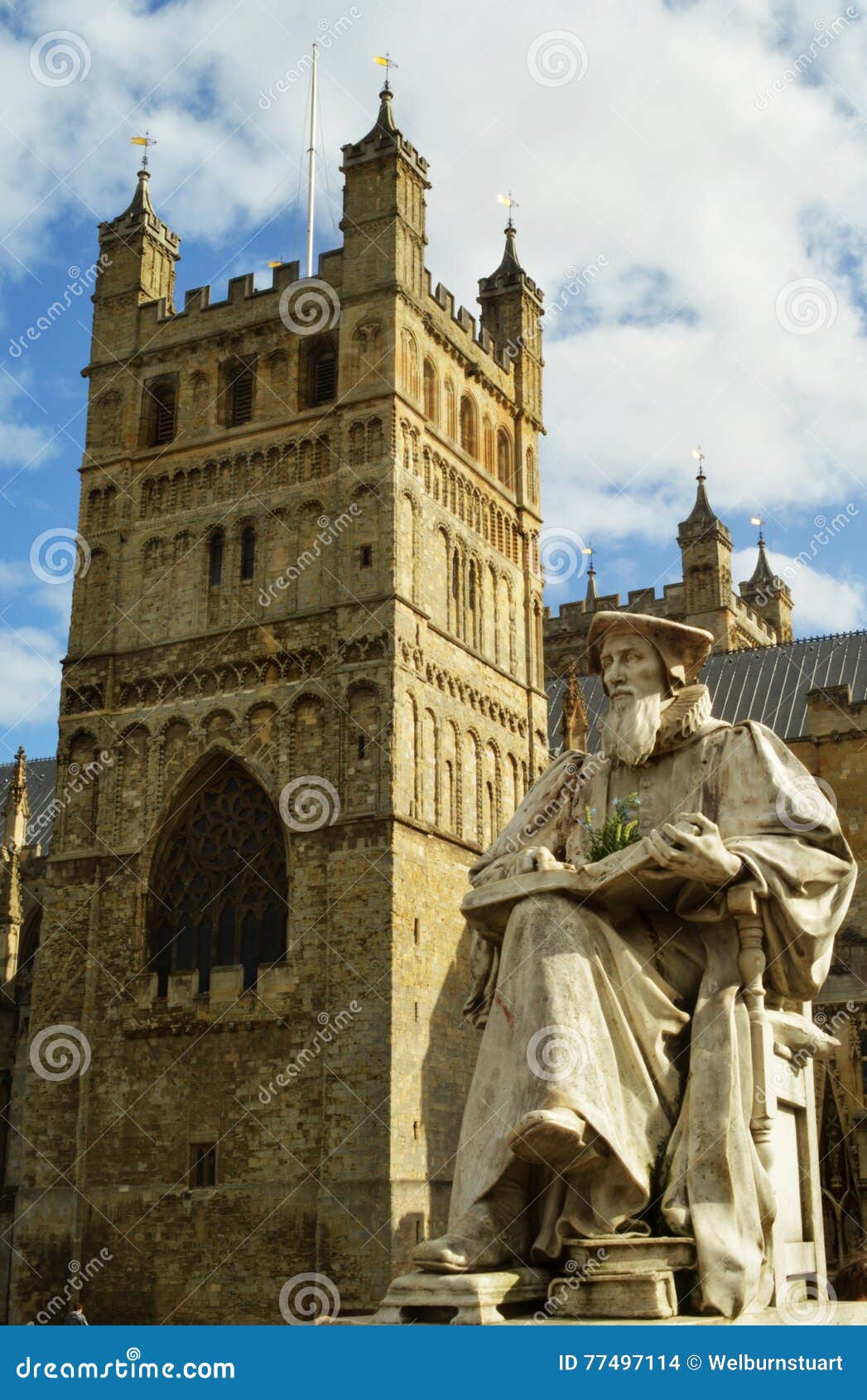 Cattedrale E Statua Di Exeter Fotografia Stock - Immagine di ...