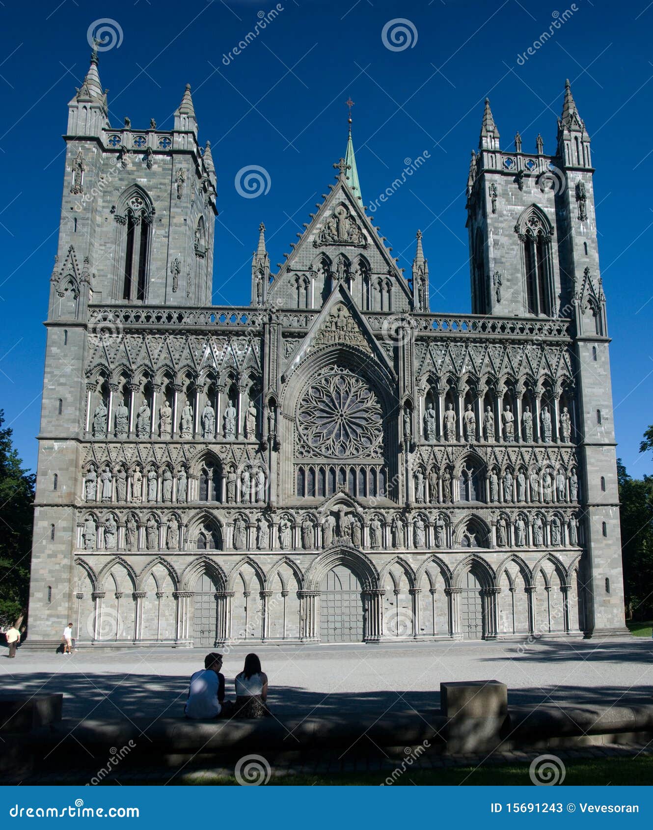 Cattedrale Trondeim Di Nidaros Immagine Stock - Immagine di pellegrini ...