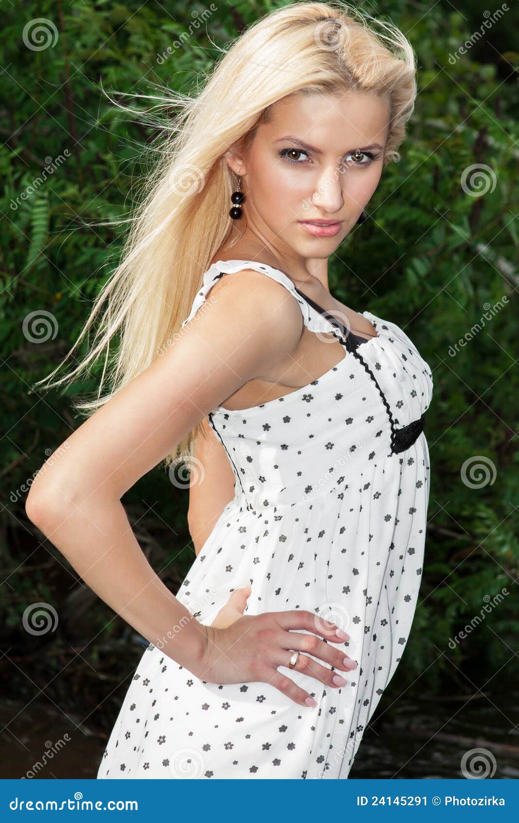 Caucasian Blond Woman Stock Image Image Of Outside Gorgeous 24145291