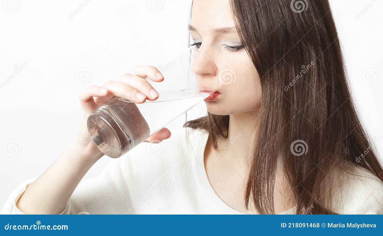Caucasian Women Drink Clean Water A Beautiful Young Girl Leads A
