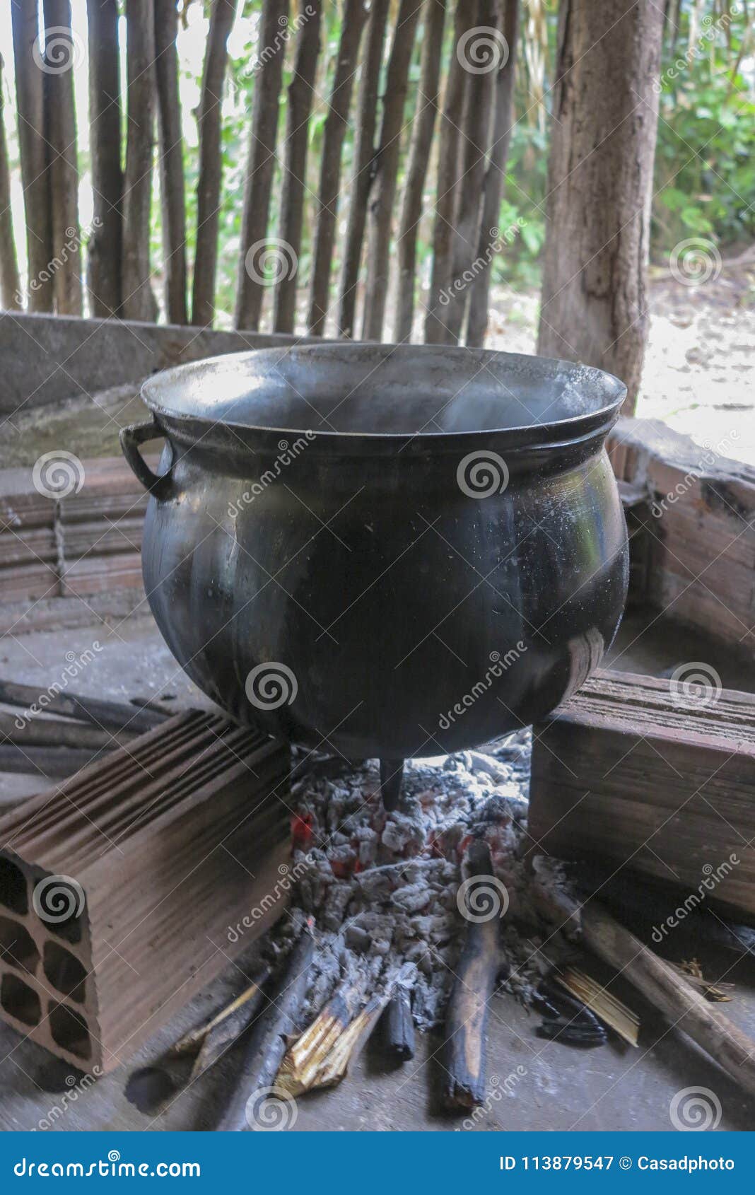 Cauldron on open fire stock image. Image of dinner, cauldron - 113879547