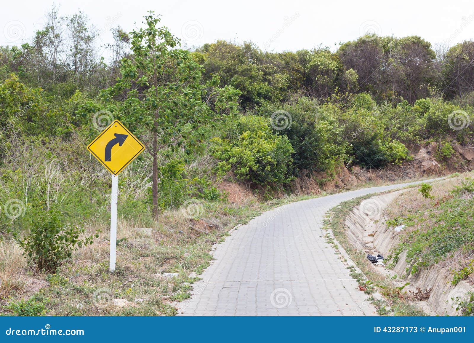 Caution Sign Royalty-Free Stock Photography | CartoonDealer.com #43287173