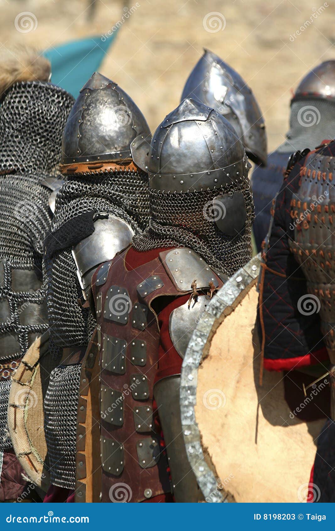 Cavalieri in Armatura Brillante/storico Immagine Stock - Immagine di ...