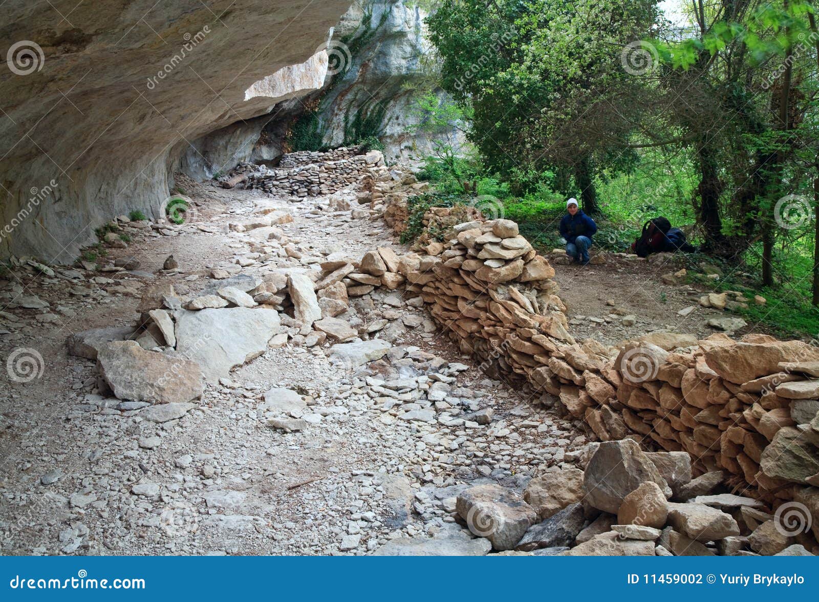 Cave canopy in rocky mount stock photo. Image of rocky - 11459002