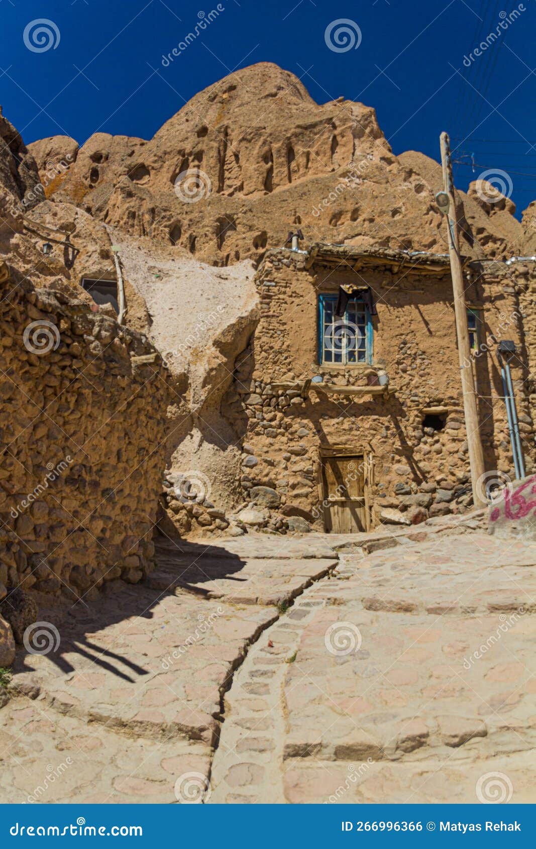 Cave Cliff Village Kandovan, Ir Stock Photo - Image of kandovan, iran ...