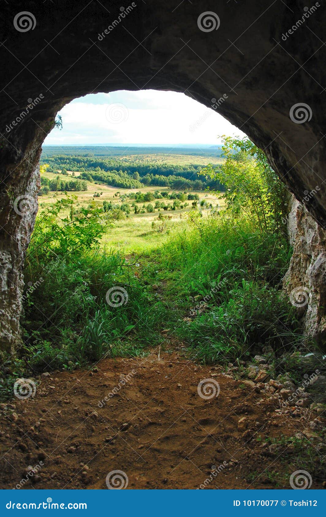 758 Ancient Cave Exit Stock Photos - Free & Royalty-Free Stock Photos ...