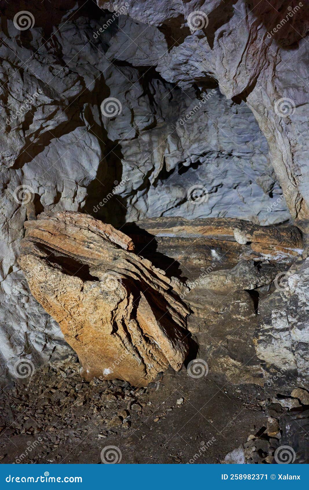 Cave in the mountains stock image. Image of earth, inside - 258982371