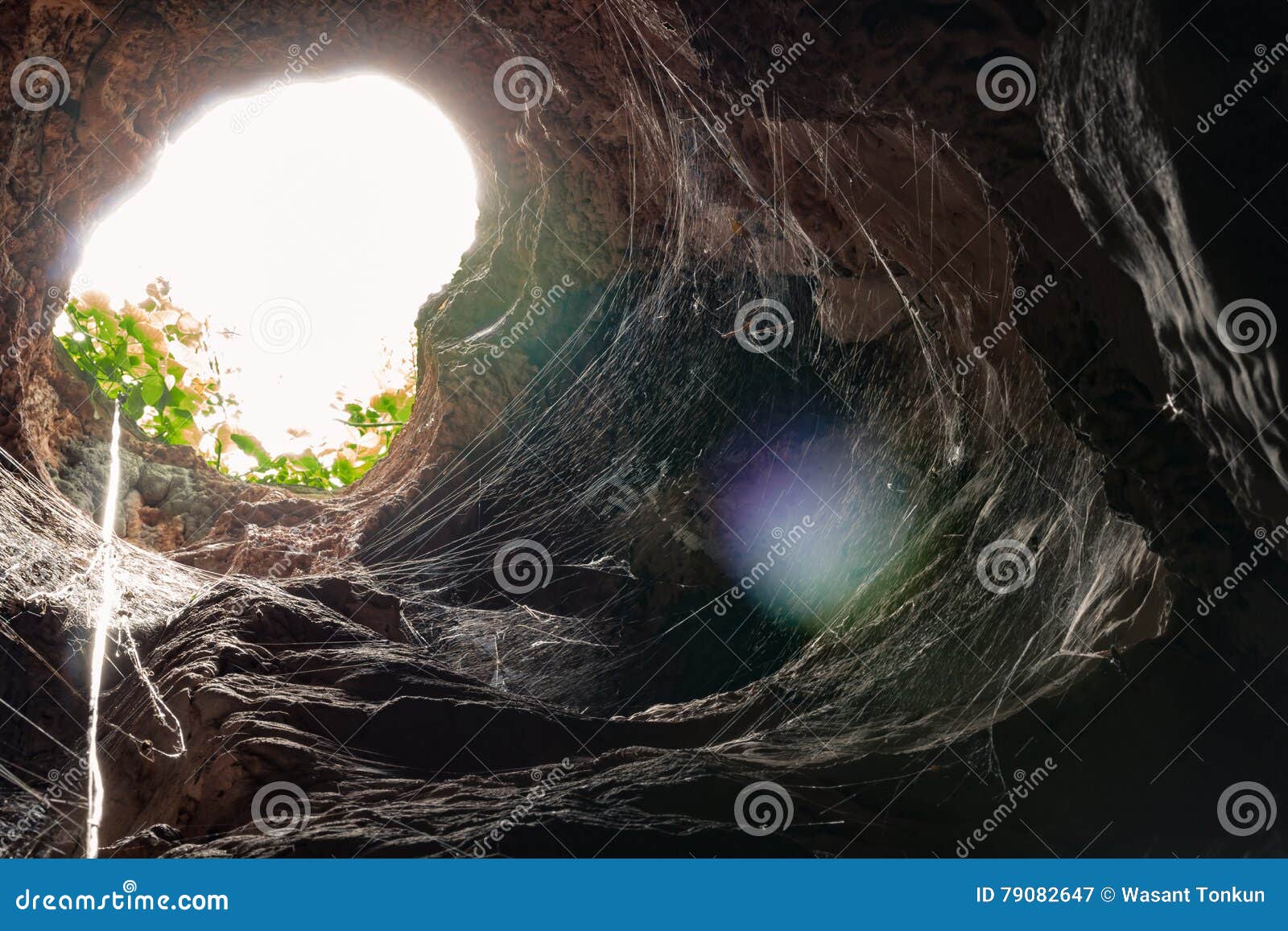 Cave stone with sunlight stock image. Image of enlightenment - 79082647