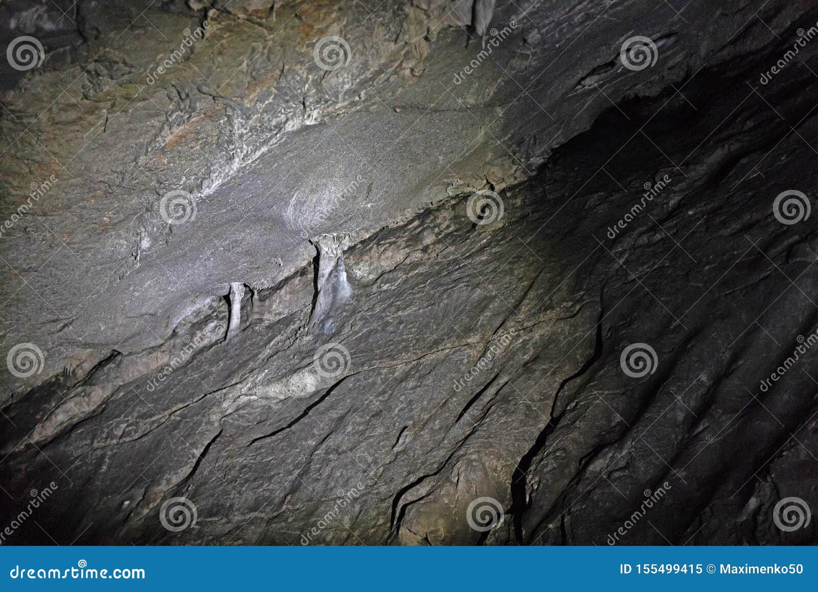 Cavern Cave Formations and Structures. Stalagnate on the Arches Stock ...