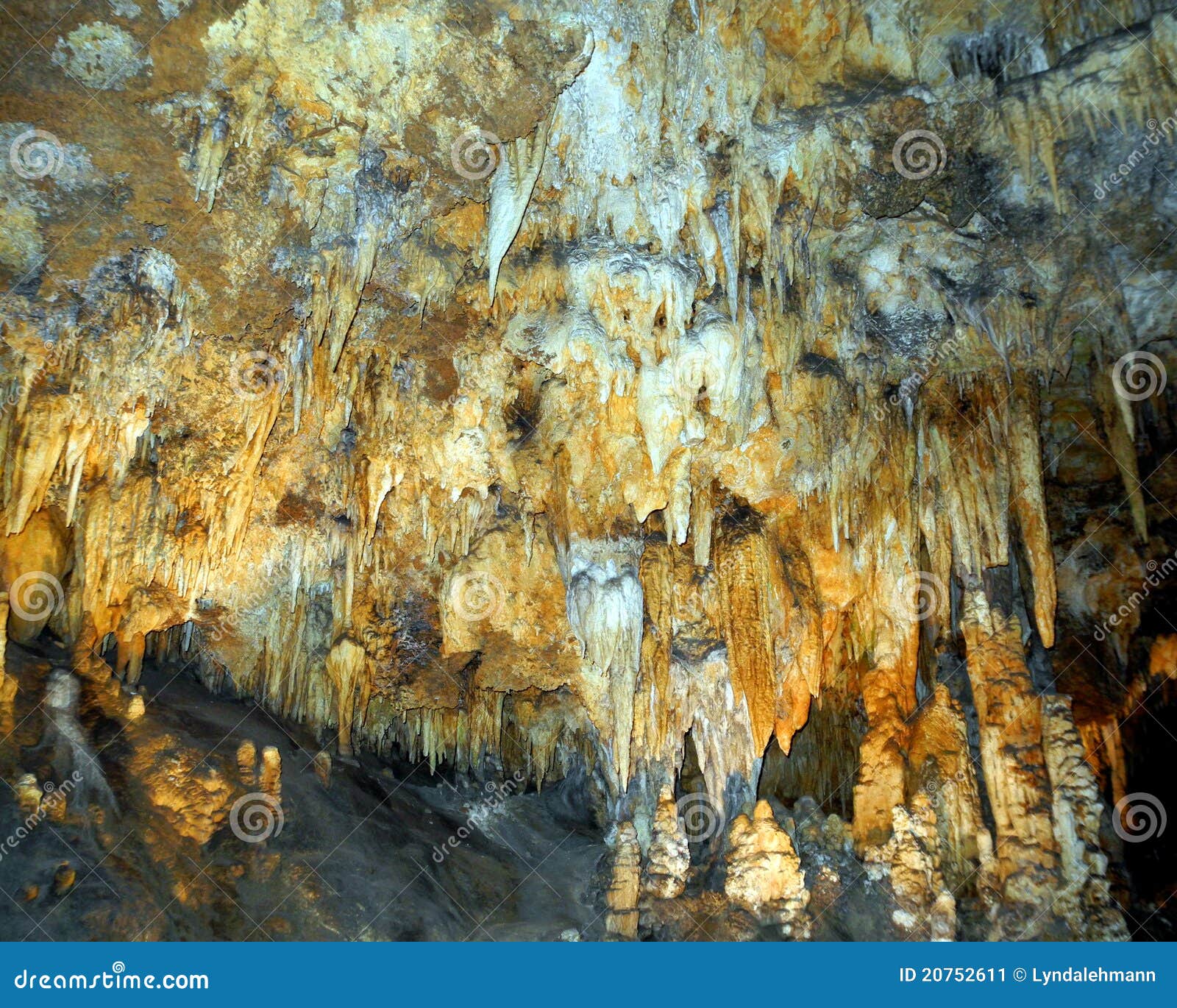 Cavern Spectrum stock image. Image of boulders, fault - 20752611