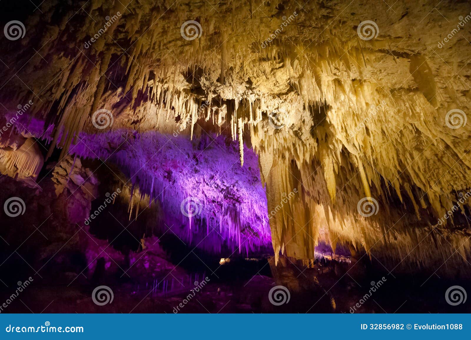 Caves in Australia stock photo. Image of perth, stalactites - 32856982