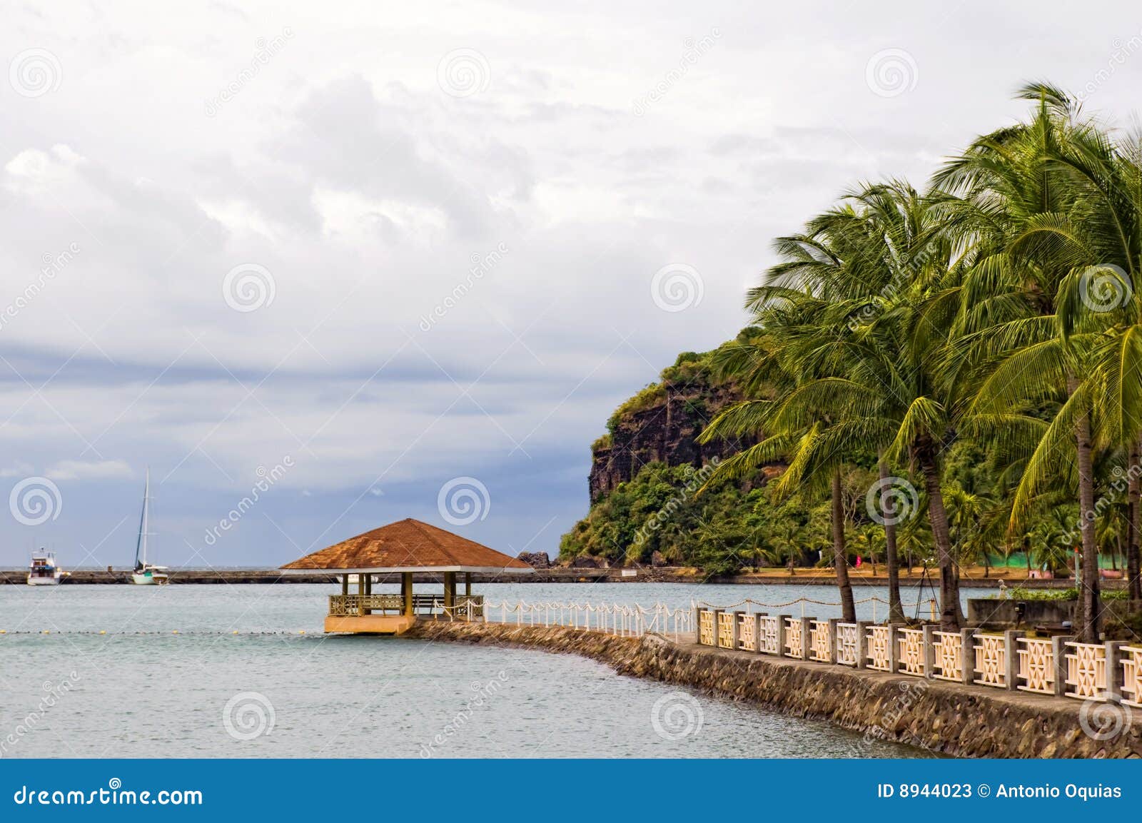 Caylabne Resort stock image. Image of clouds, boat, ocean - 8944023