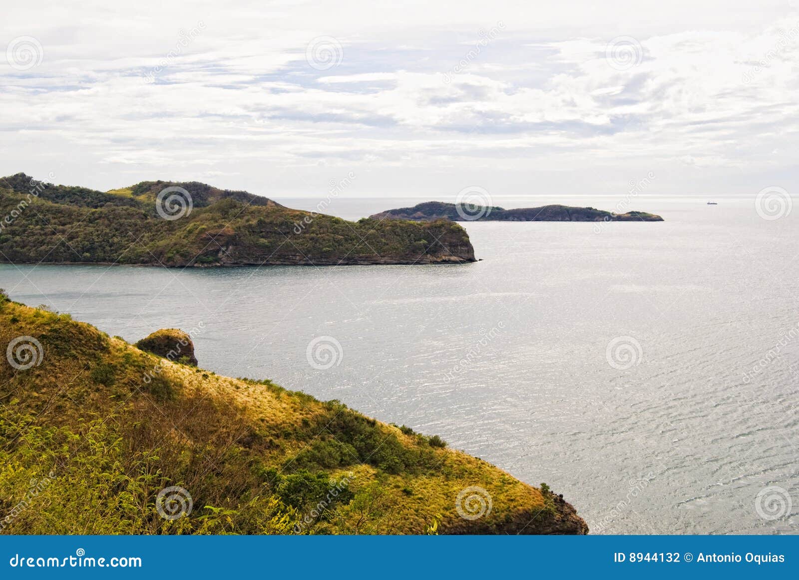 Caylabne Resort stock photo. Image of ocean, mountain - 8944132