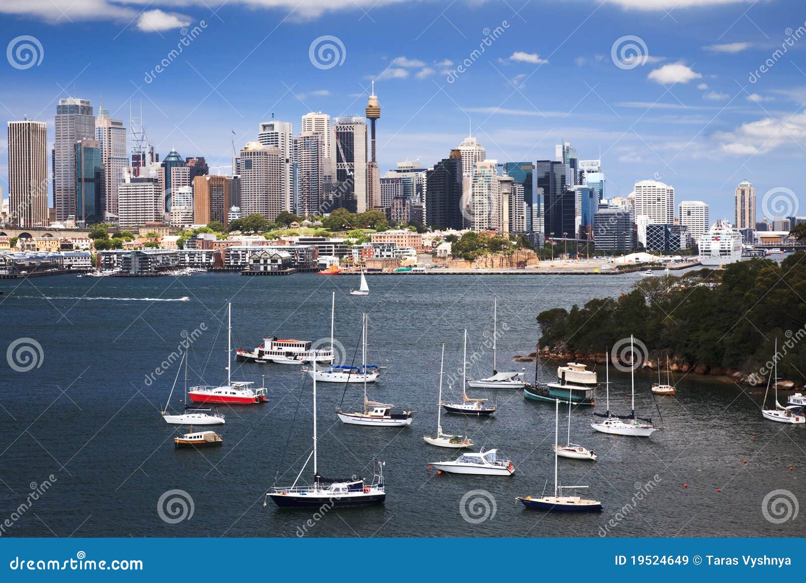 CBD Berry Bay Day Close stock image. Image of famous - 19524649