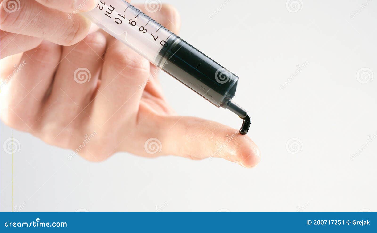 Cbd paste in syringe stock image. Image of hemp, essential - 200717251