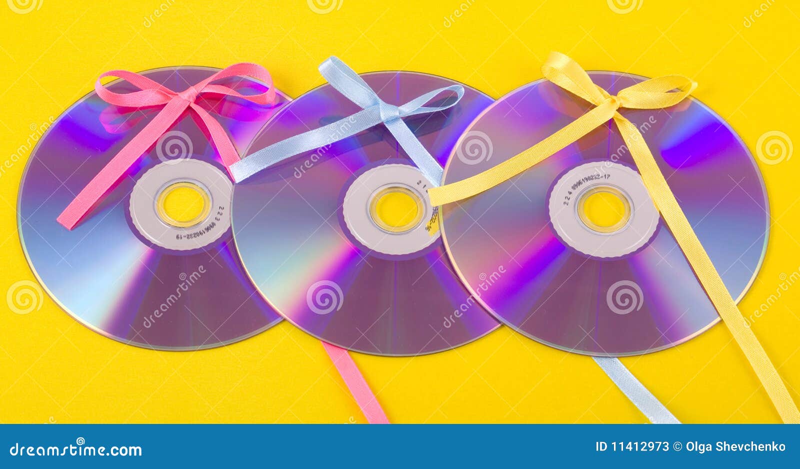 CD/DVD Geschenk stockbild. Bild von einheit, archive - 11412973
