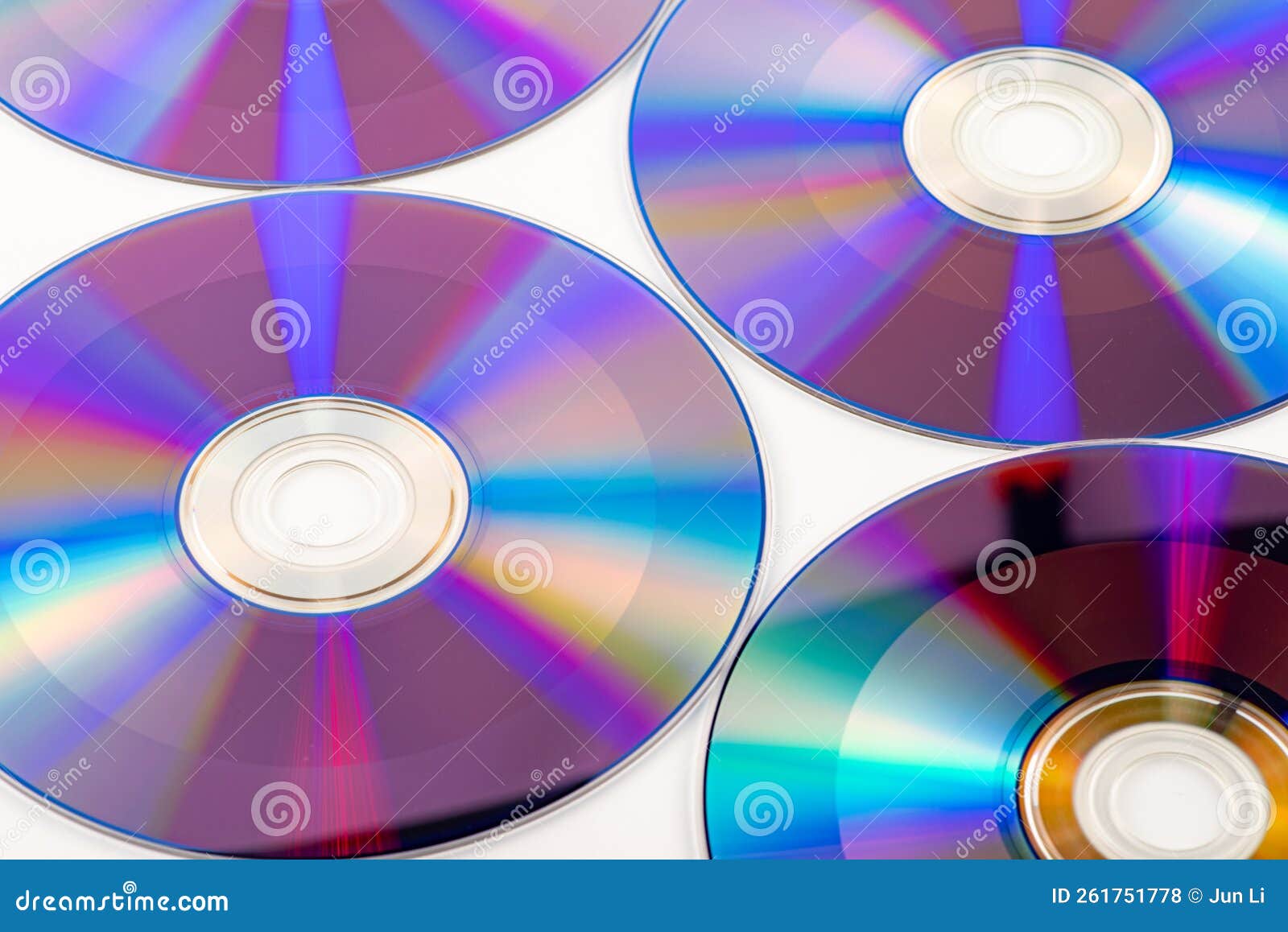 Cd Dvd Isolada No Conceito Digital De Fundo Branco Foto de Stock ...