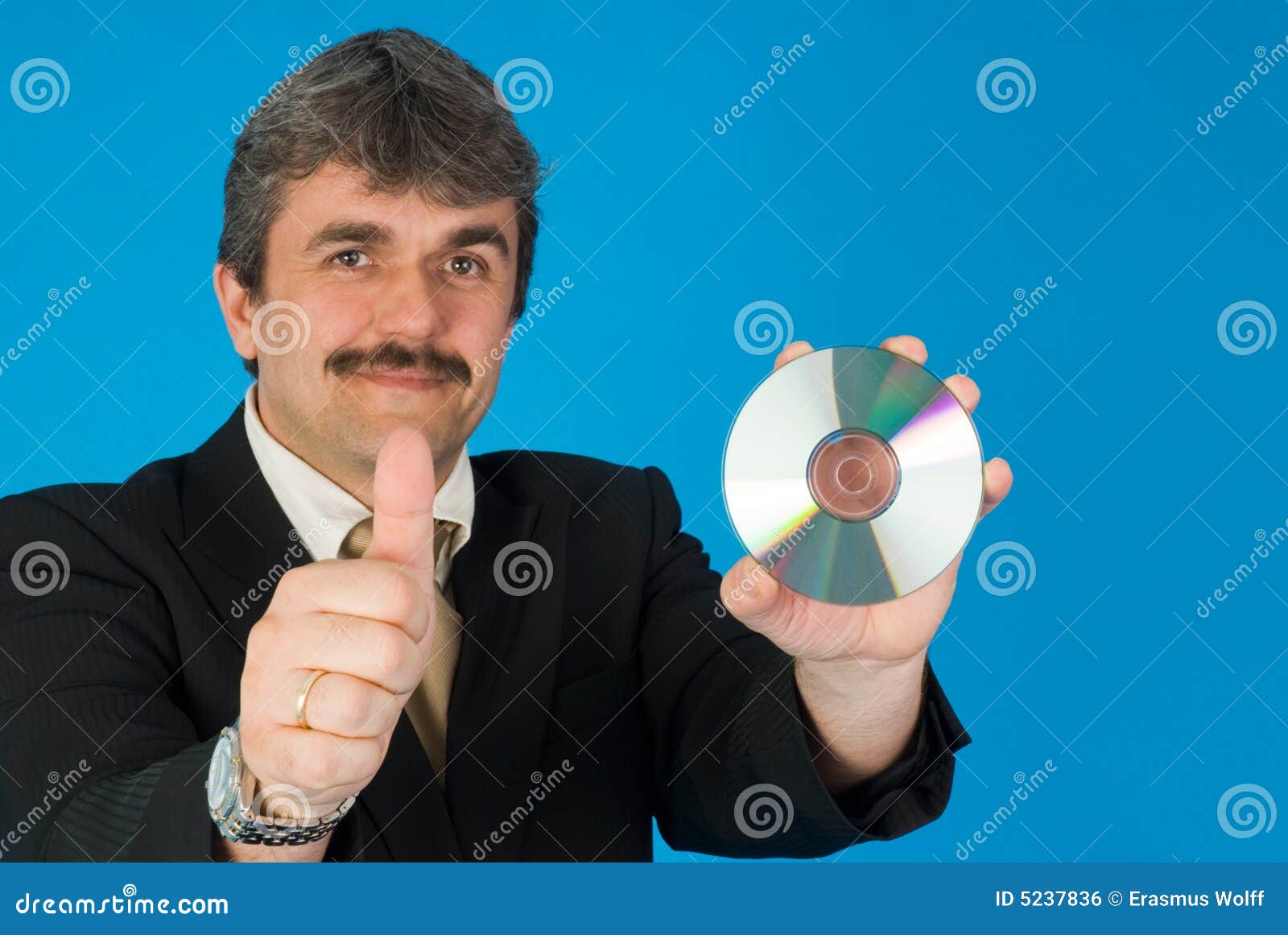 Cd man стоковое фото. изображение насчитывающей мужчина - 5237836