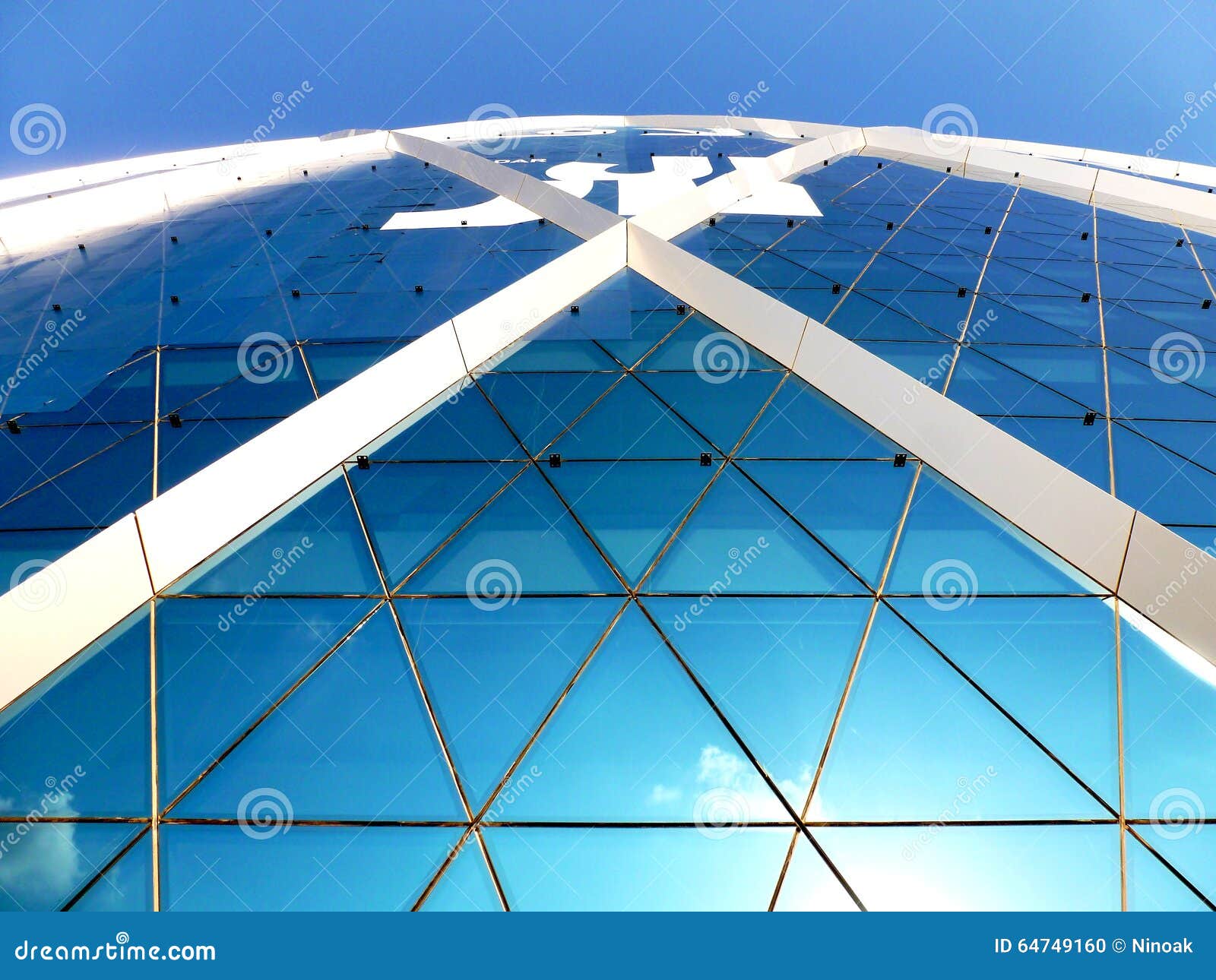 CD Shape Skyscraper Facade Detail Editorial Image - Image of dhabi ...