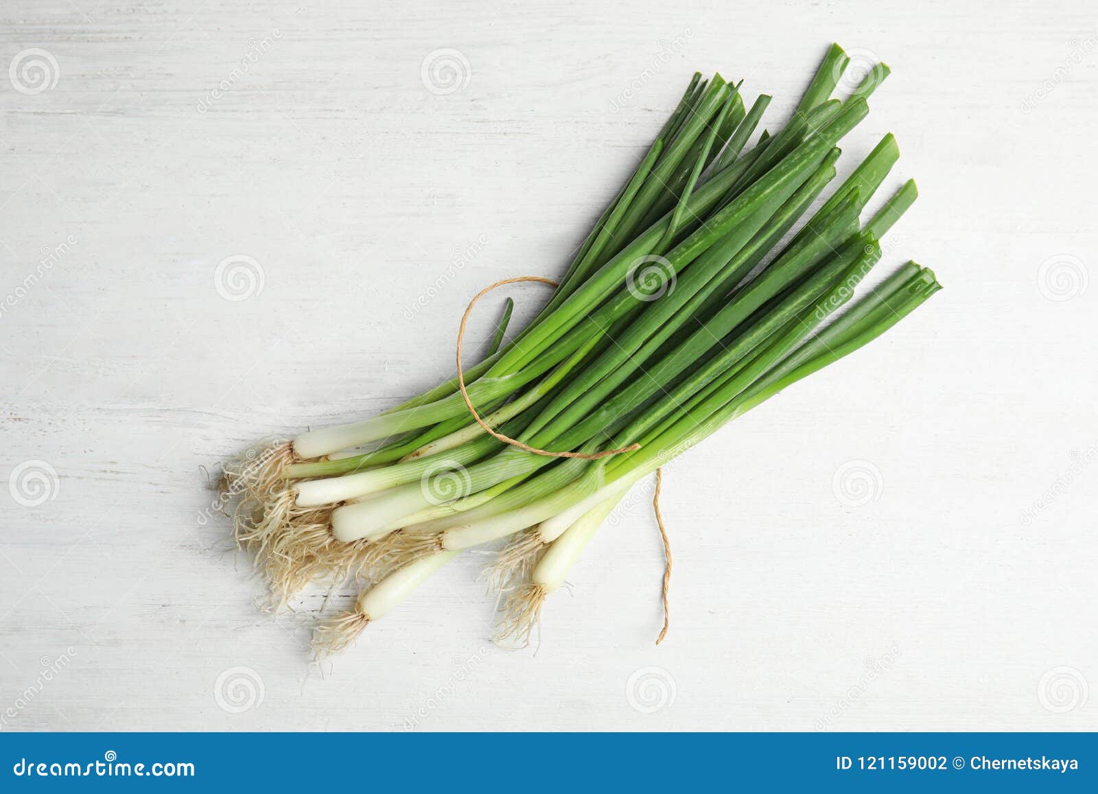 Cebolla verde fresca foto de archivo. Imagen de alimento - 121159002