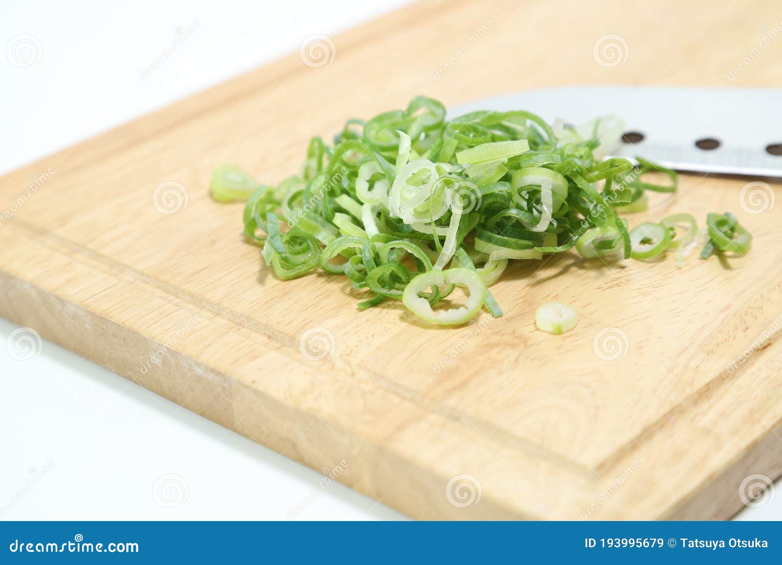 Cebolla Verde Picada En La Tabla De Corte Imagen de archivo - Imagen de ...