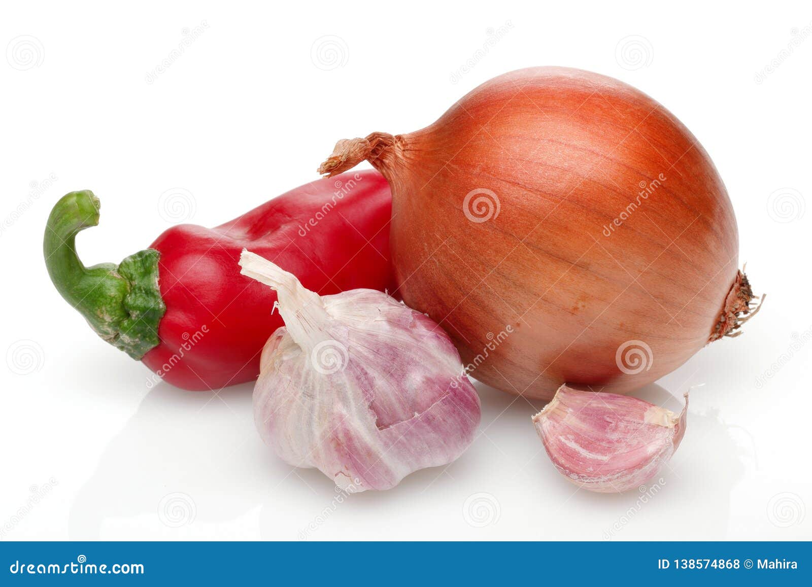 Cebolla Y Ajo En El Fondo Blanco Foto de archivo - Imagen de cosecha ...