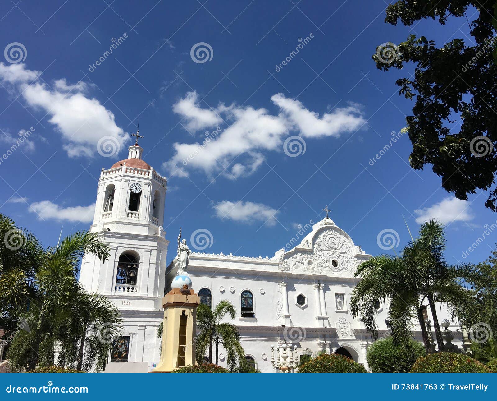 Cebu Metropolitan Cathedral Stock Image - Image of building, exterior ...