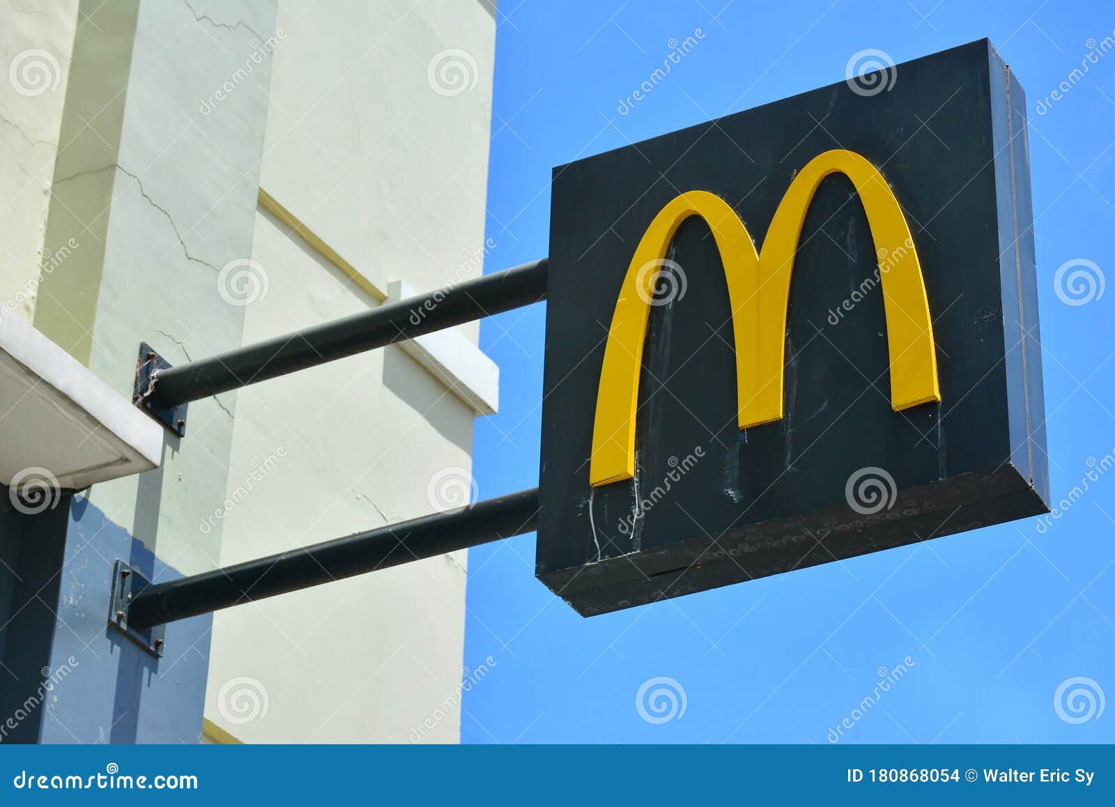 Mcdonalds Sign in Cebu, Philippines Editorial Stock Image - Image of ...
