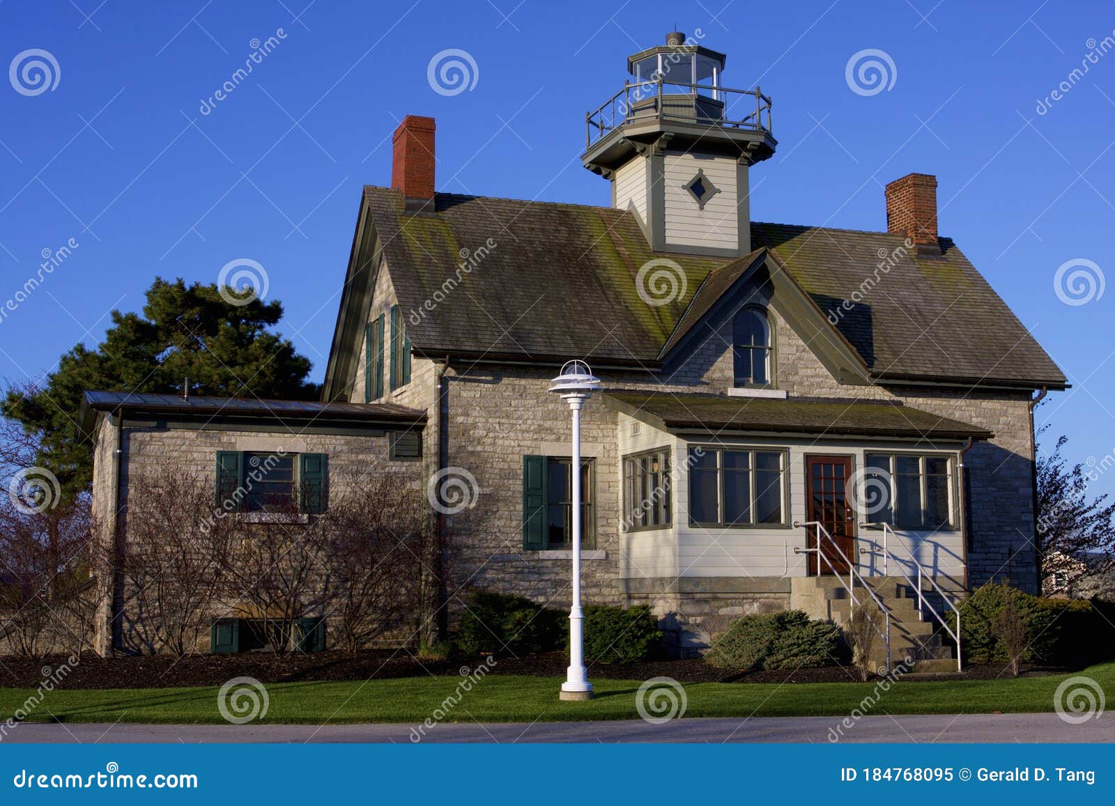Cedar Point Lighthouse 812628 Stock Image - Image of 1867, aids: 184768095