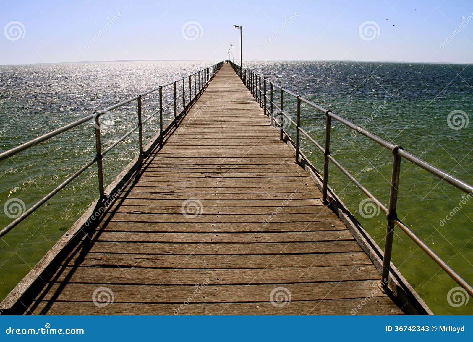 Ceduna jetty stock image. Image of wood, walkway, hoilday - 36742343