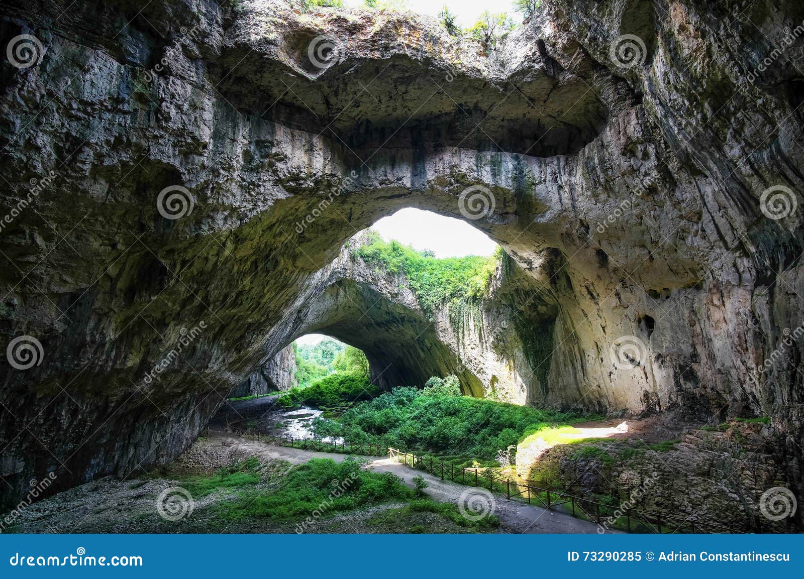Ceiling cave collapsed stock image. Image of formation - 73290285