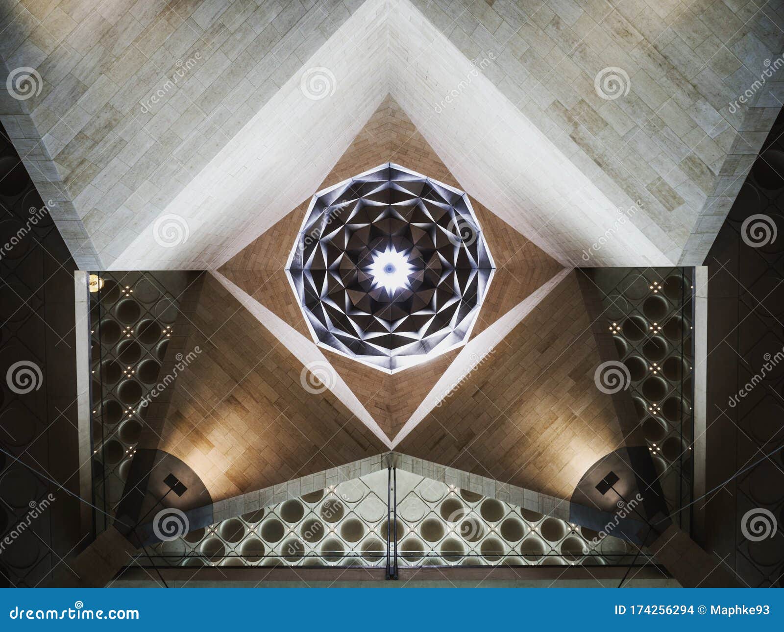 Ceiling With Islamic Patterns, Qatar Museum Editorial Photo ...