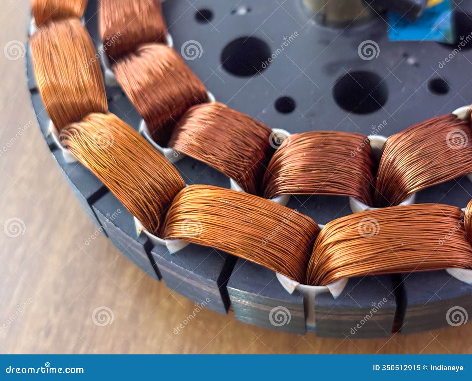 Ceiling Fan Winding Stator Structure, a Brown and Black Object with a ...