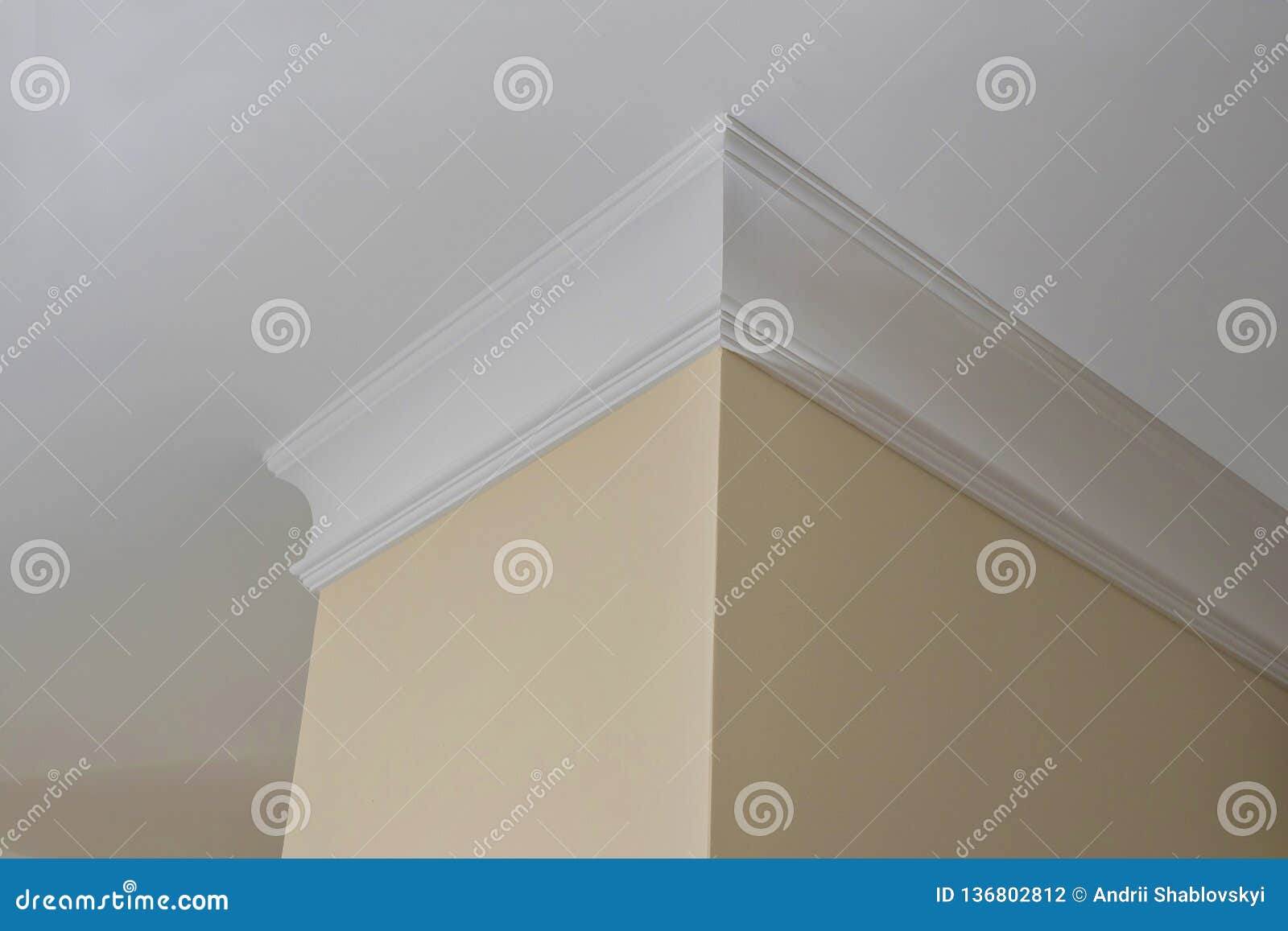 Ceiling Moldings In The Interior Intricate Corner Stock Photo - Image ...