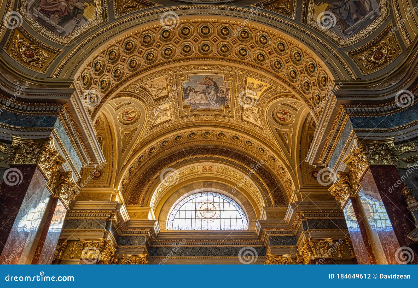 Ceiling View Departure Hall At Terminal 3 Delhi International Airport ...