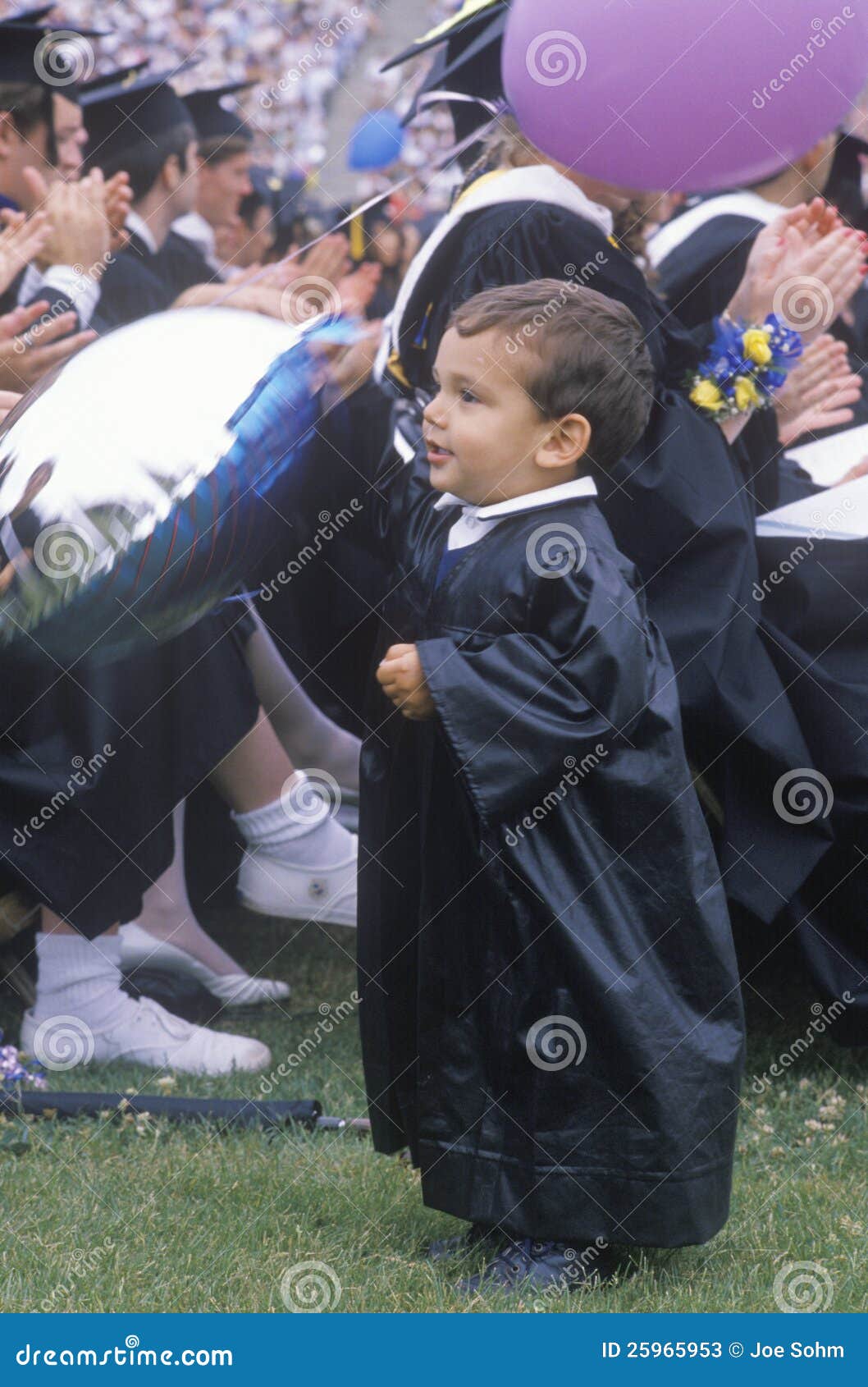 Celebrating Graduates of UCLA Editorial Stock Photo - Image of ...