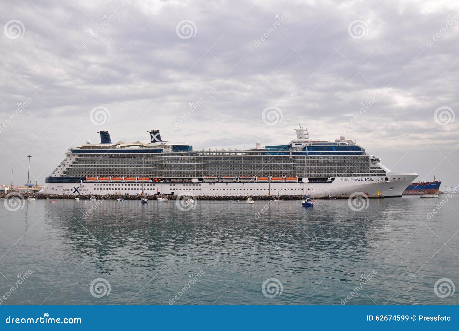 Celebrity Eclipse Cruise Ship Editorial Stock Image - Image of blue ...