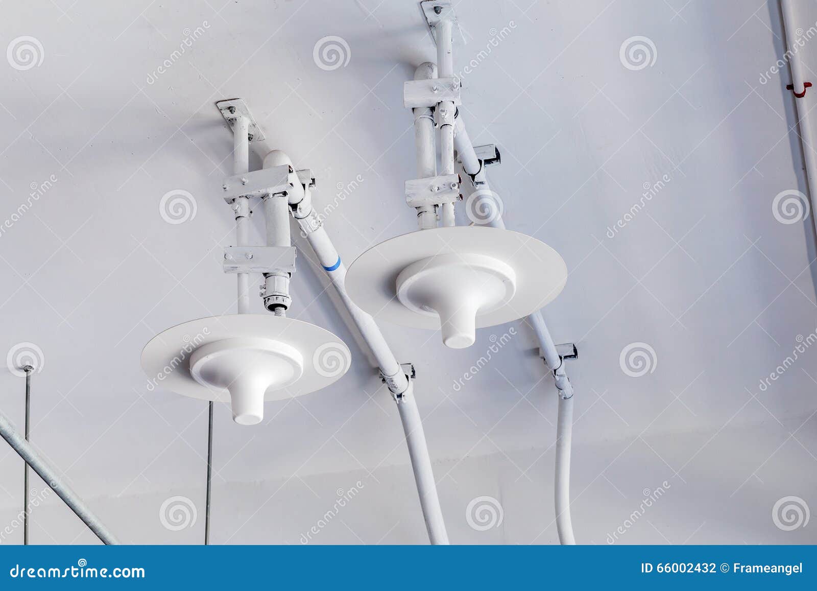 Cell Mobile Phone Equipment Antenna Telecommunications Transmitters ...