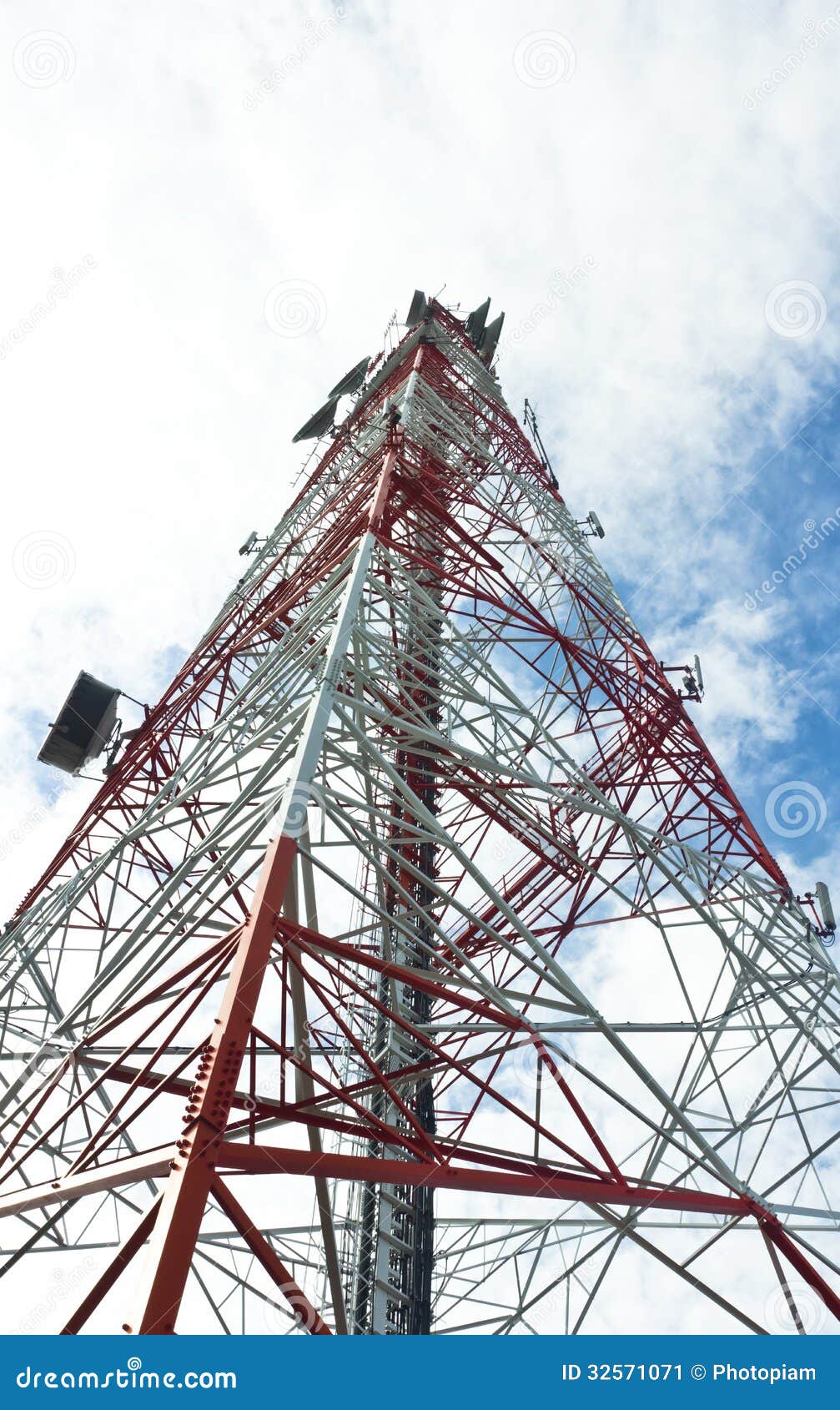 Cell phone tower antenna stock image. Image of network - 32571071