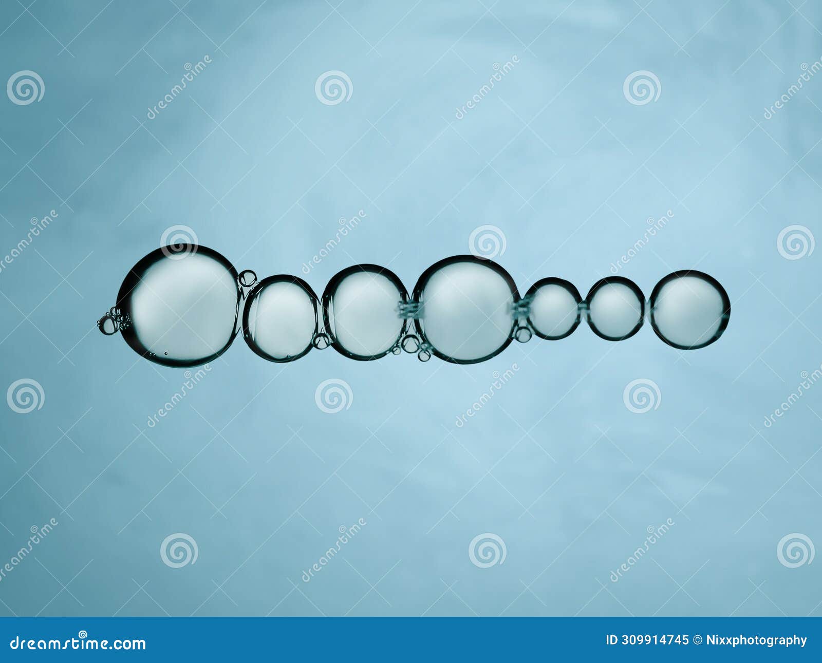 Cells Division Process, Cell Divides into Two Cells Stock Image - Image ...