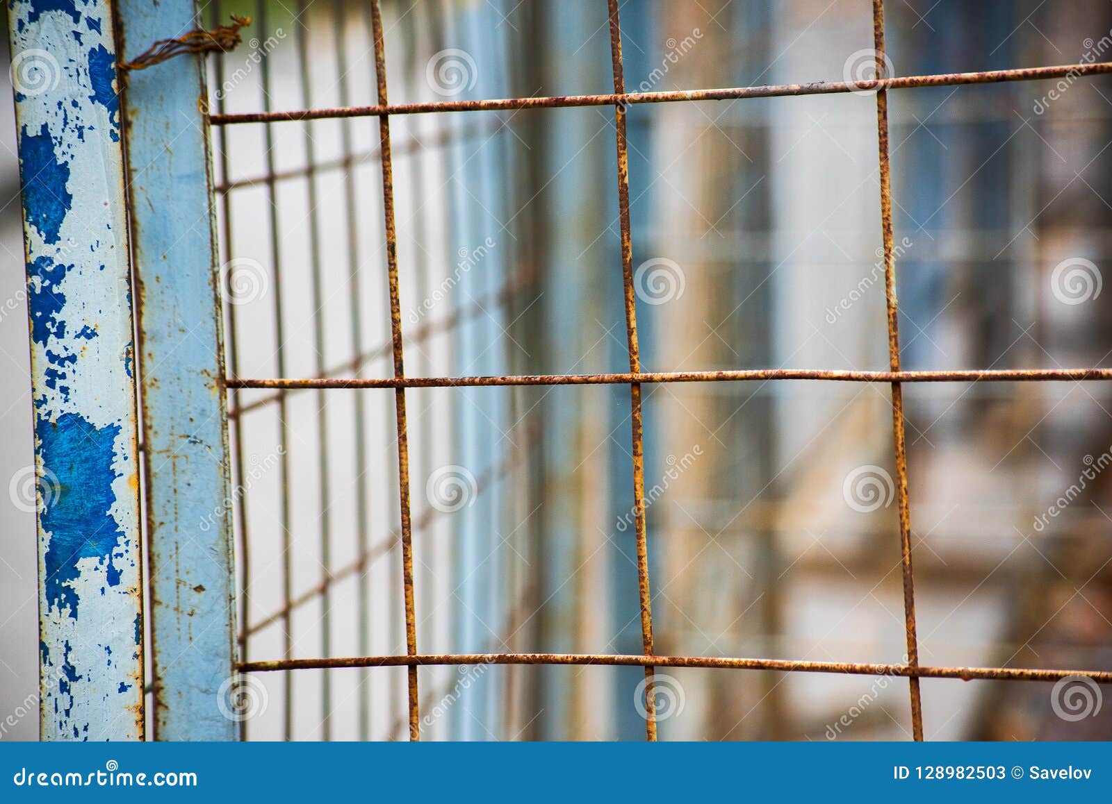 Cells Rusty Metal Fence Mesh Stock Image - Image of element, grid ...