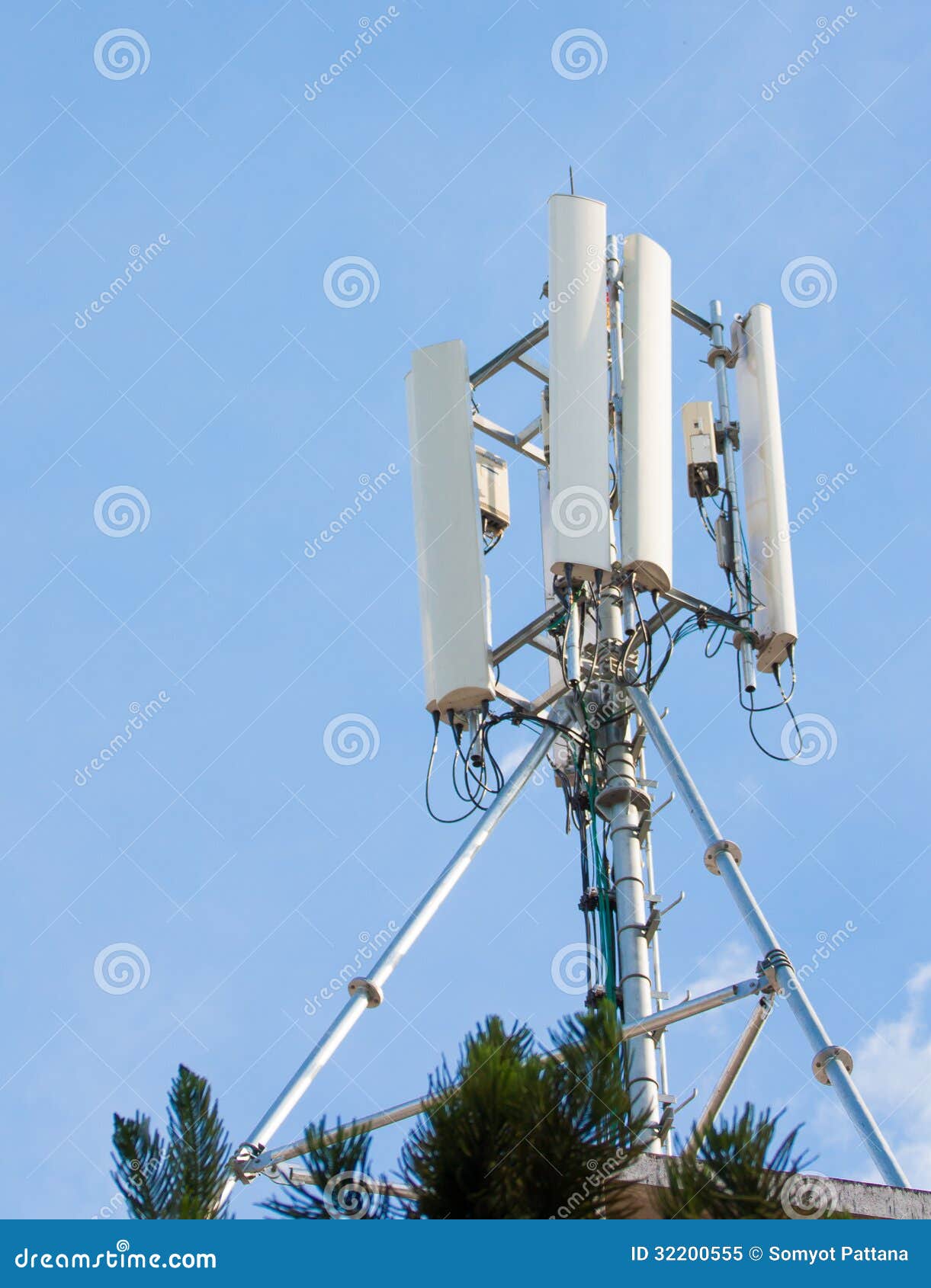 Cellular antenna stock image. Image of network, maintenance - 32200555