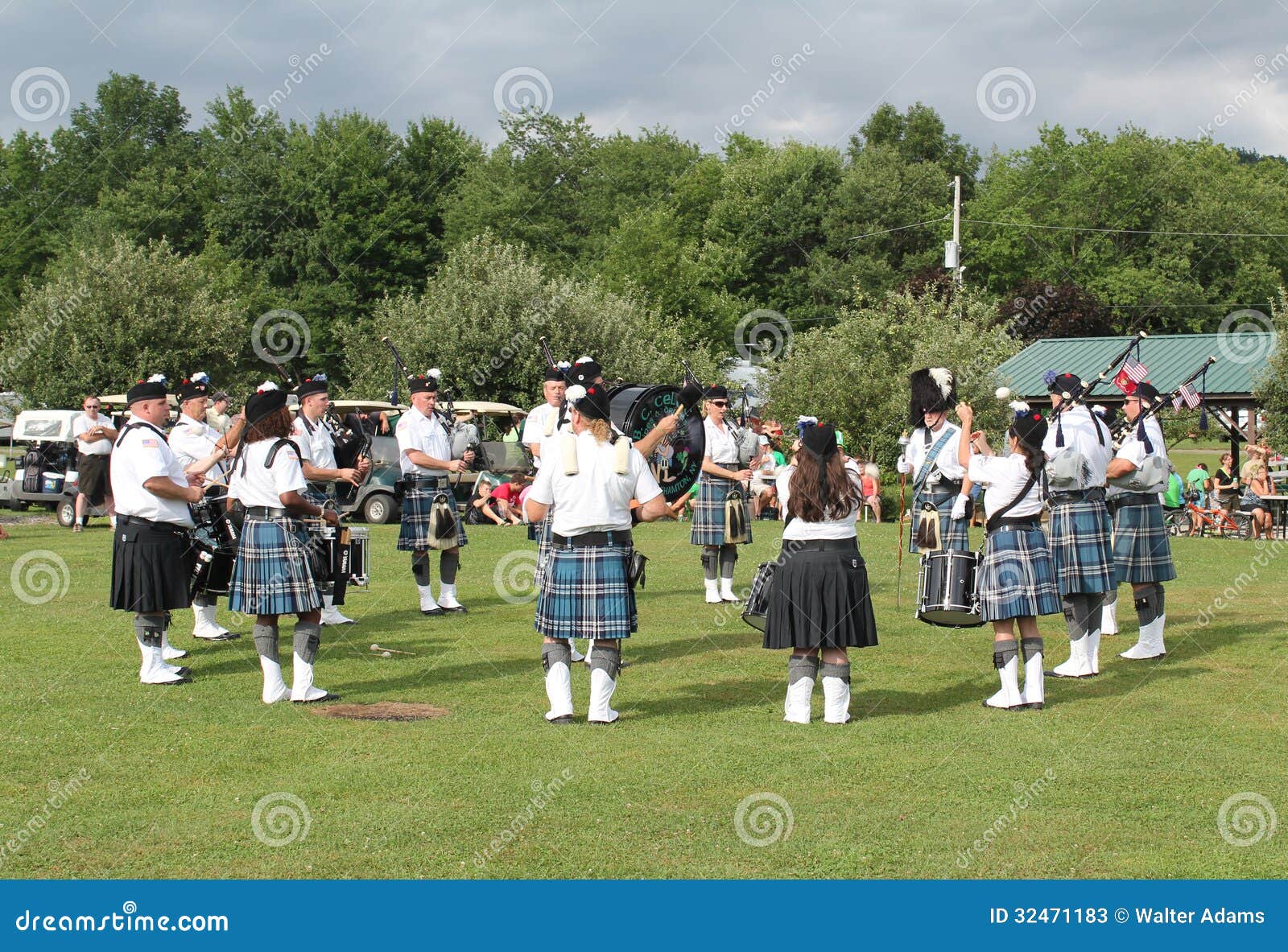 Celtic Bagpipers Performing Editorial Stock Photo - Image of bagpipers ...