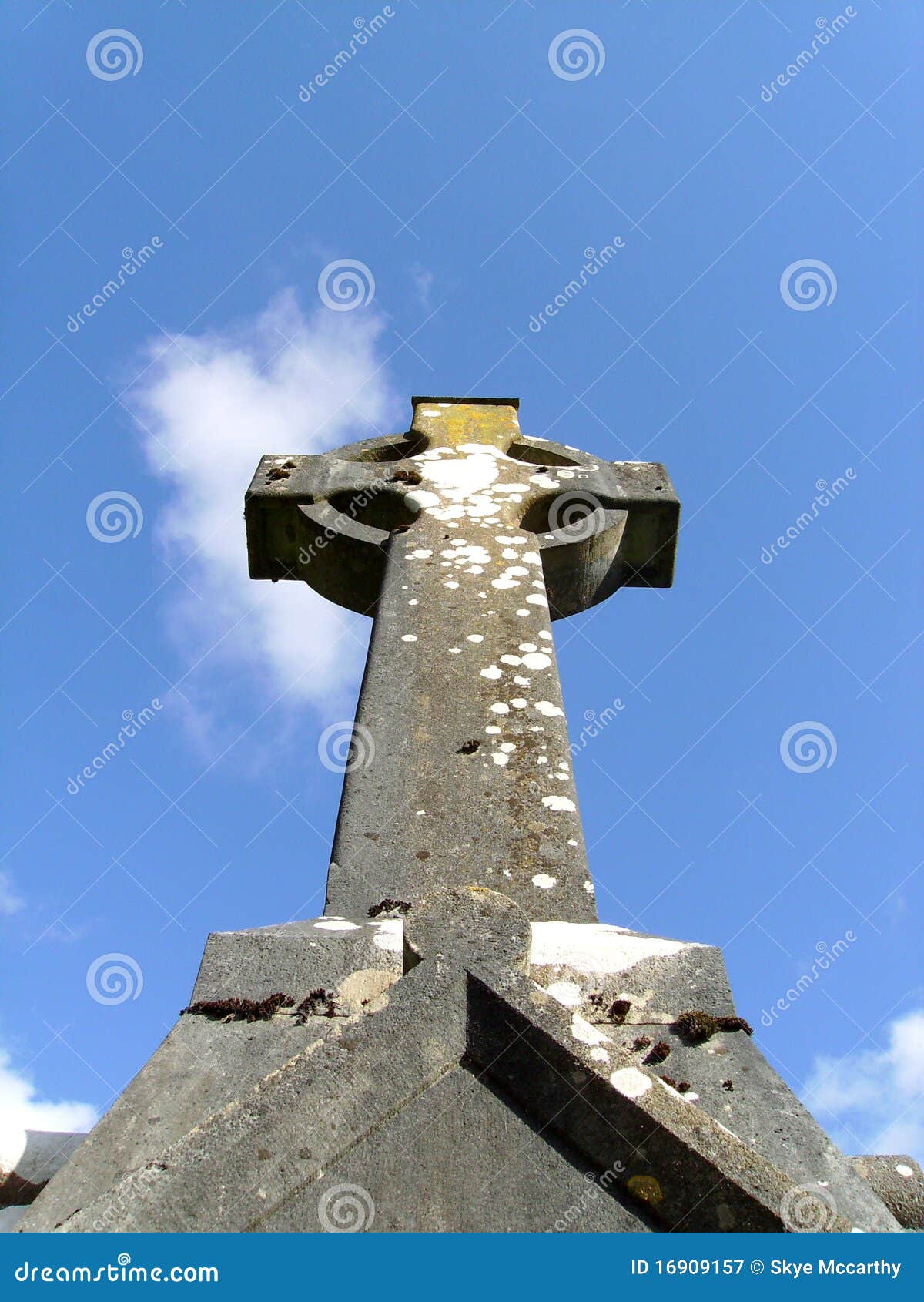 Celtic High Cross stock image. Image of monolith, grave - 16909157