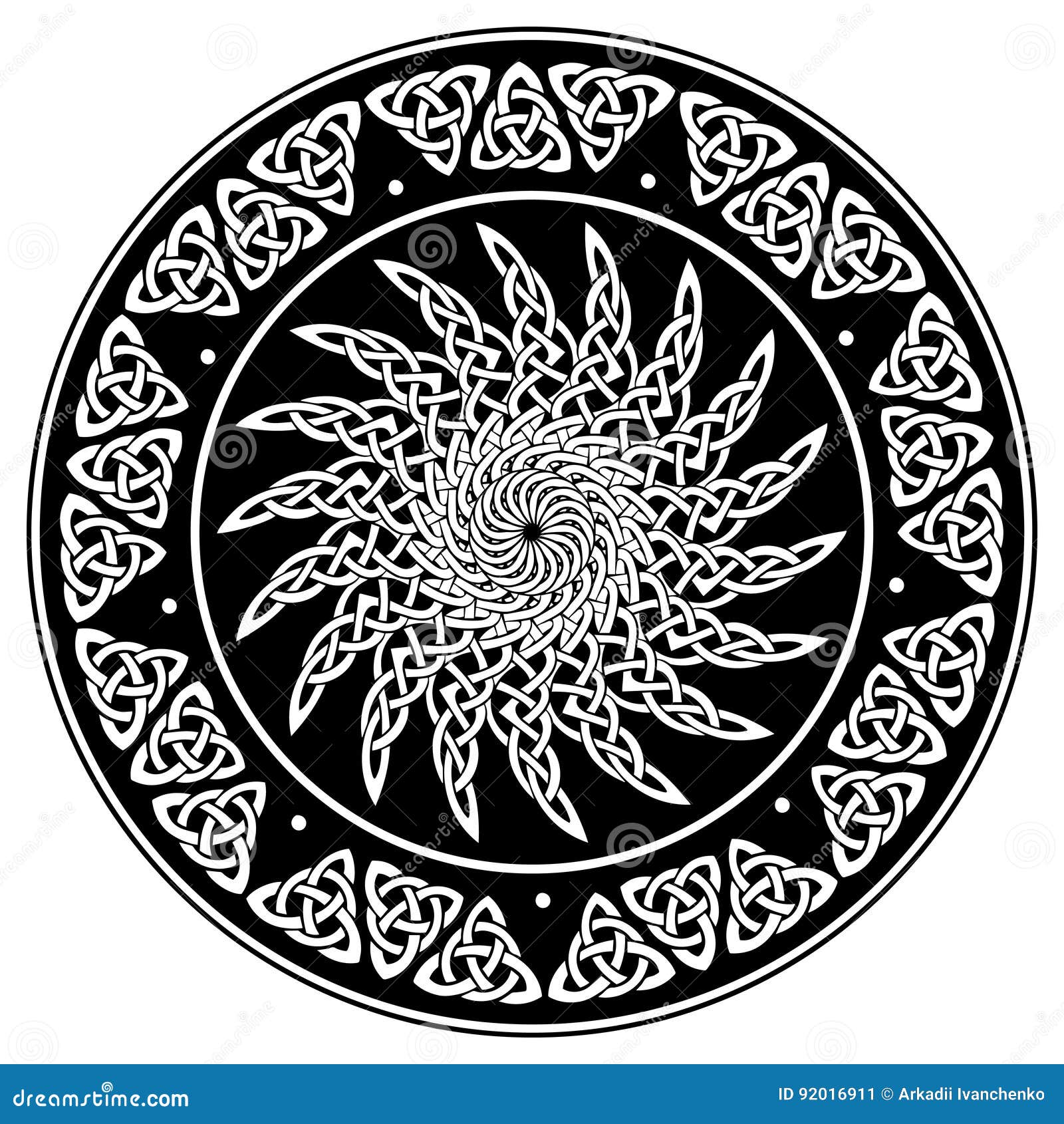 Celtic Shield, Decorated with a Ancient European Pattern Stock Vector ...